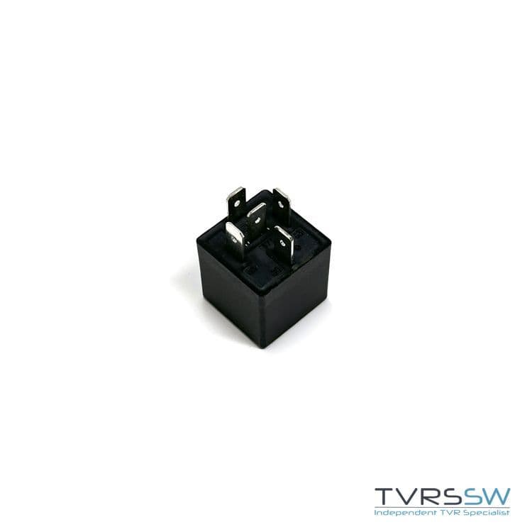 Dim/Dip Relay & Fuel Relay - M0509