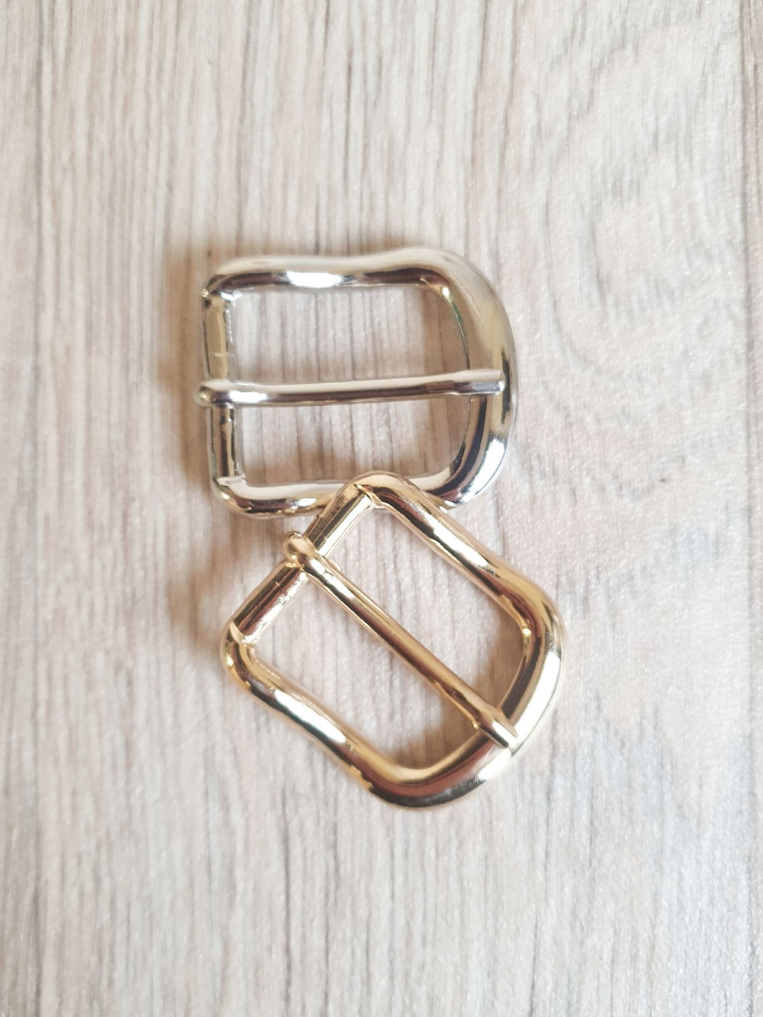 1" Curved Buckle