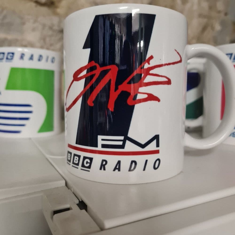 Retro Radio 1 1990 logo mug cup One Simon Mayo Nicky Campbell Simon ...