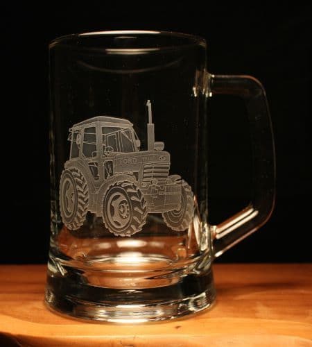 Tractor Engraved Glass Pint Tankard