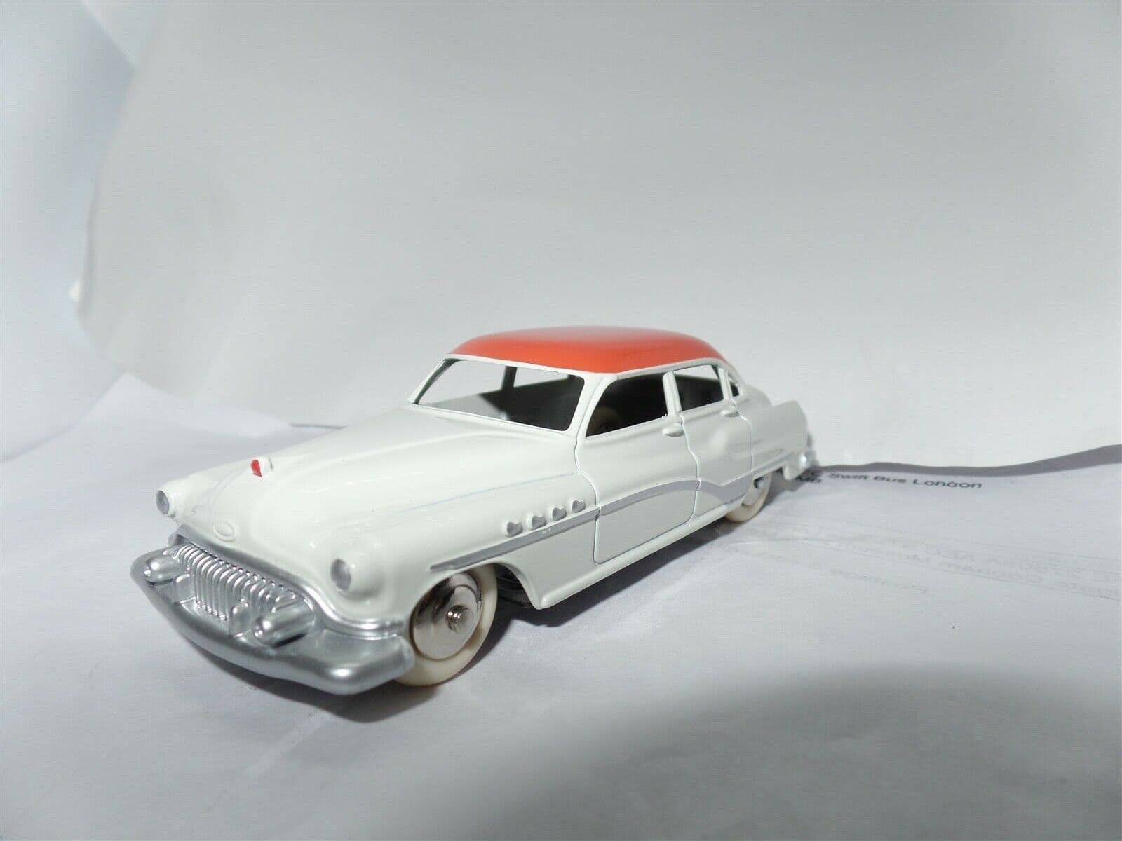 Atlas French Dinky 24V Buick Roadmaster in White with Red Roof