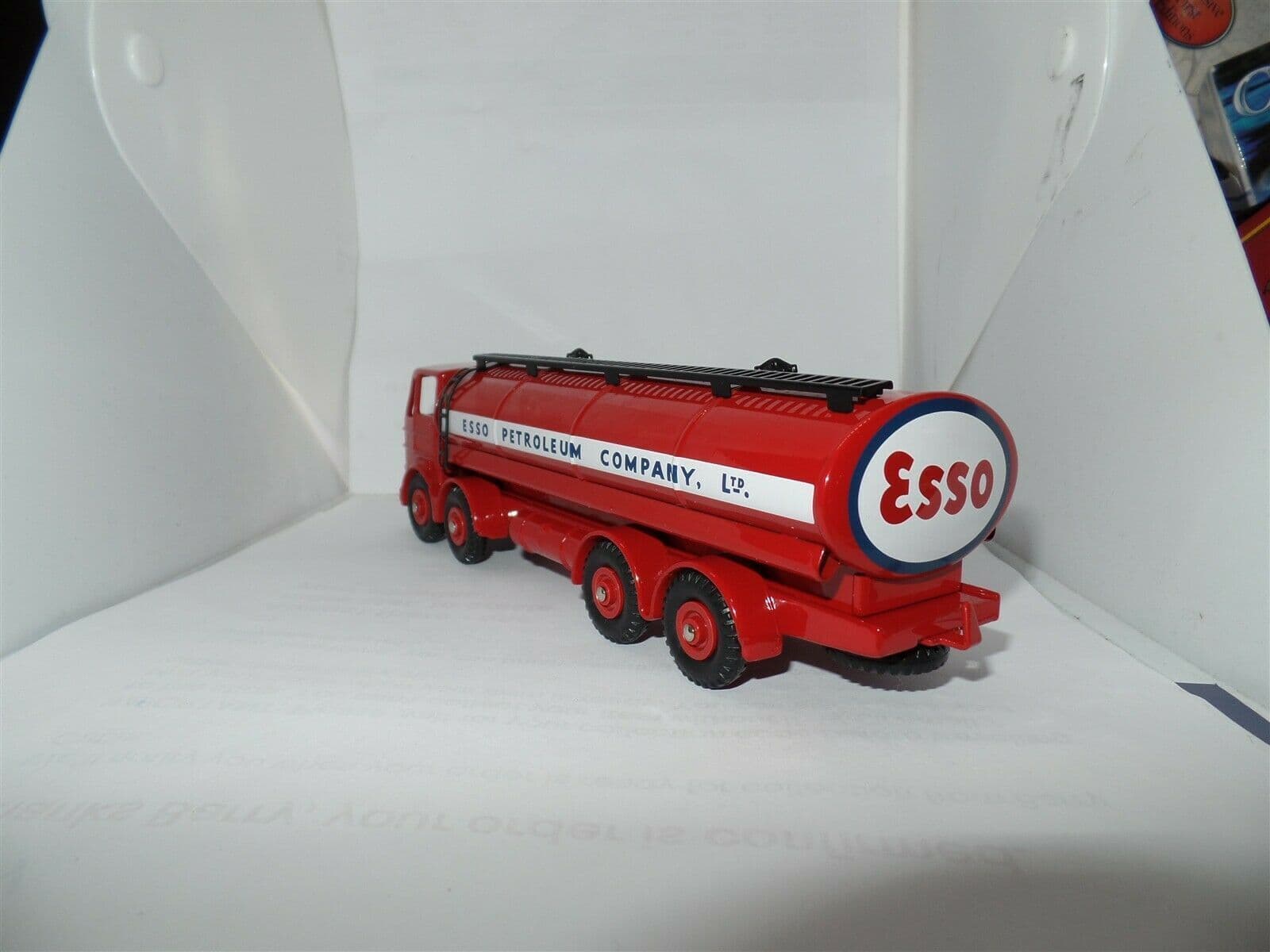 Atlas French Dinky 943 Leyland Octopus ESSO Tanker Lorry BRAND NEW
