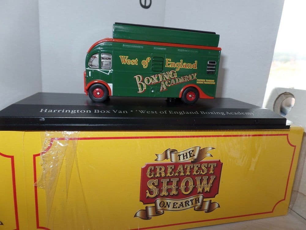 Atlas Fun Fair Circus HU10 AEC Harrington Horsebox Faiground Boxing Booth