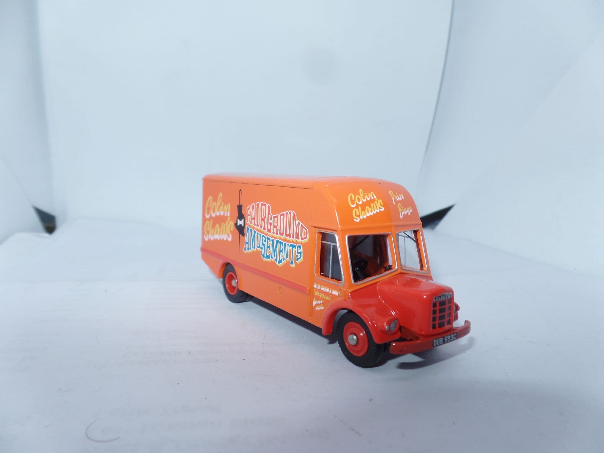 Atlas Fun Fair Circus HU21 1/76 OO Scale Austin Noddy Van - Colin Shaw ...