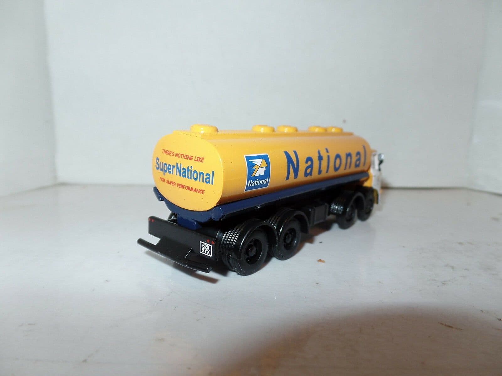B T Models DB-08 DB08 Albion Reiver Petrol Tanker National Benzole 1961 ...