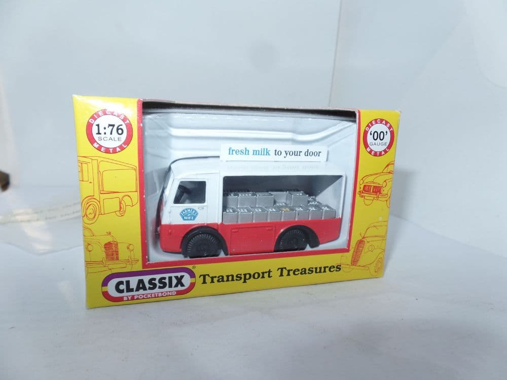 Classix EM76672 1/76 OO Scale NCB Milk Float United Dairies Farmers Wife