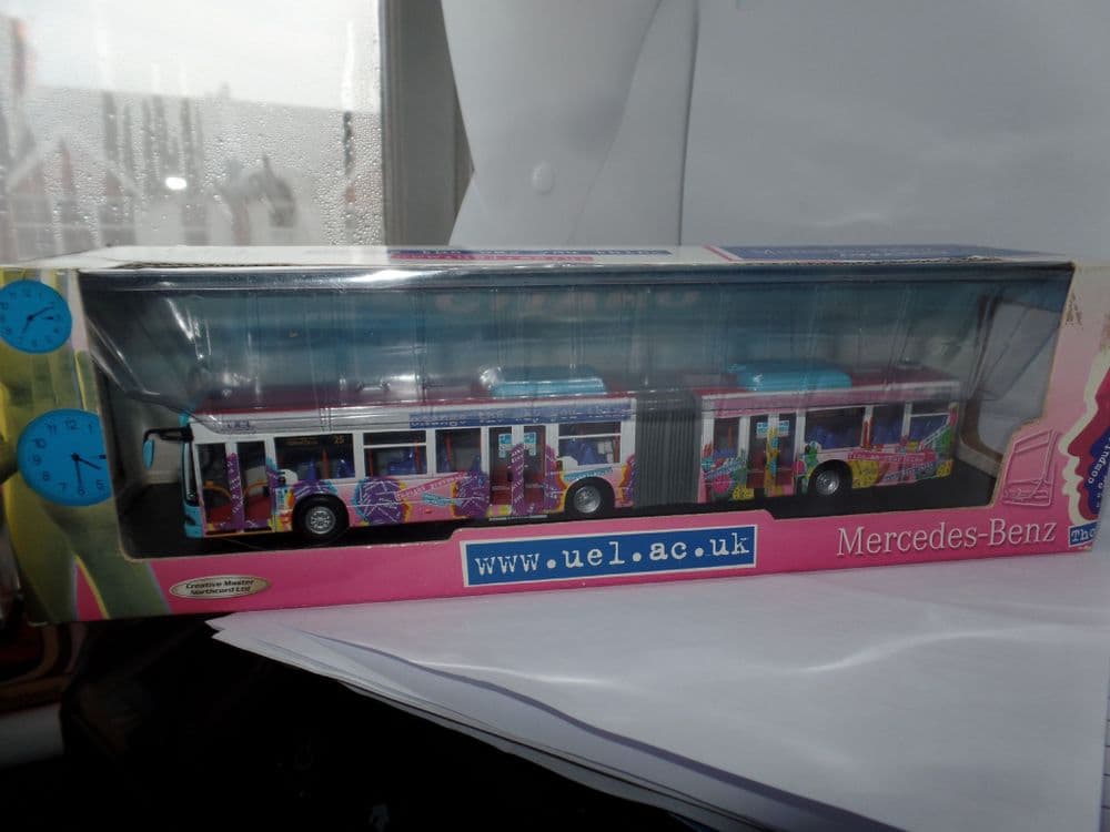 CMNL UKBUS5111 Bendy Citaro Bus London Stagecoach UEL Pink Rt 25 MIMB