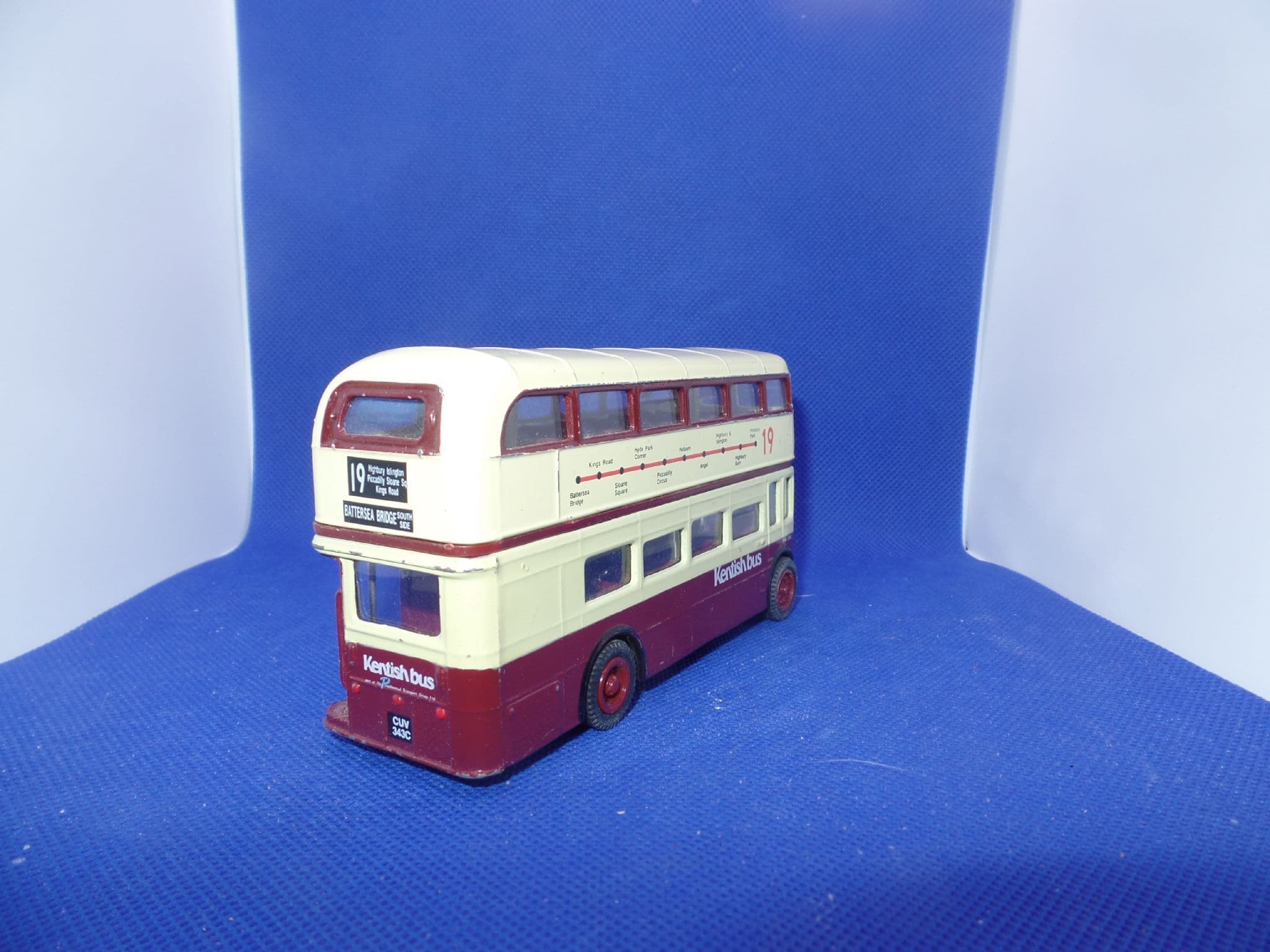 Corgi 1/64 Scale AEC Routemaster Bus London Kentish Bus 19 Battersea ...