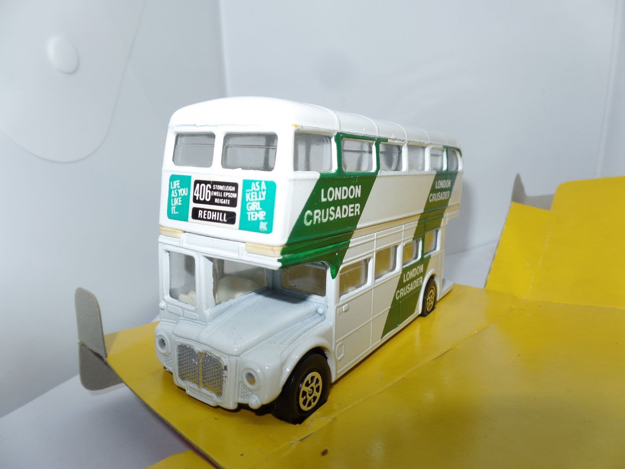 Corgi 469 1/64 London Crusader Routemaster Bus Sightseeing Worn Box