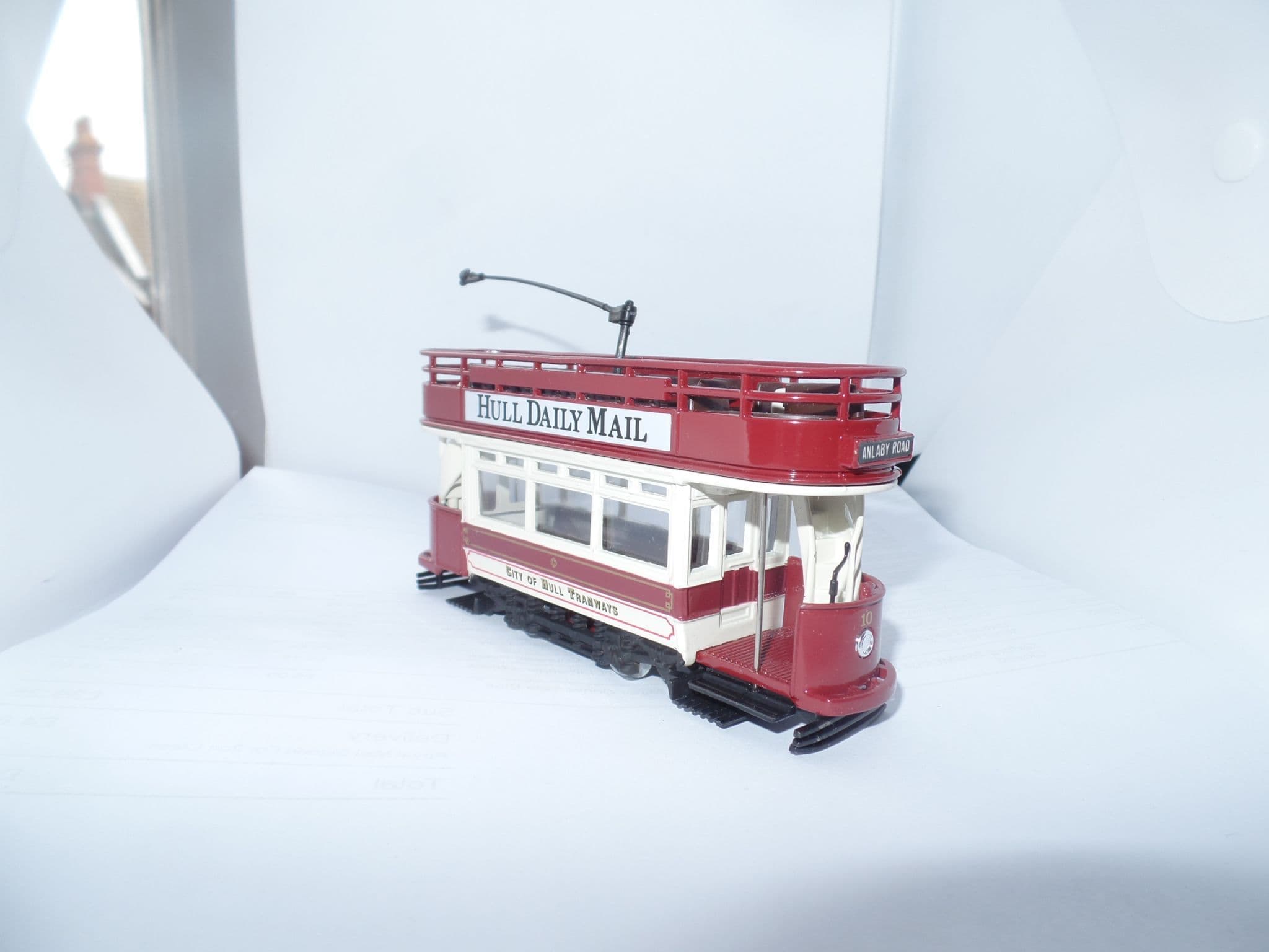 Corgi 97290 1/72 Scale Double Deck Tram Hull Daily Mail Special Analby Road
