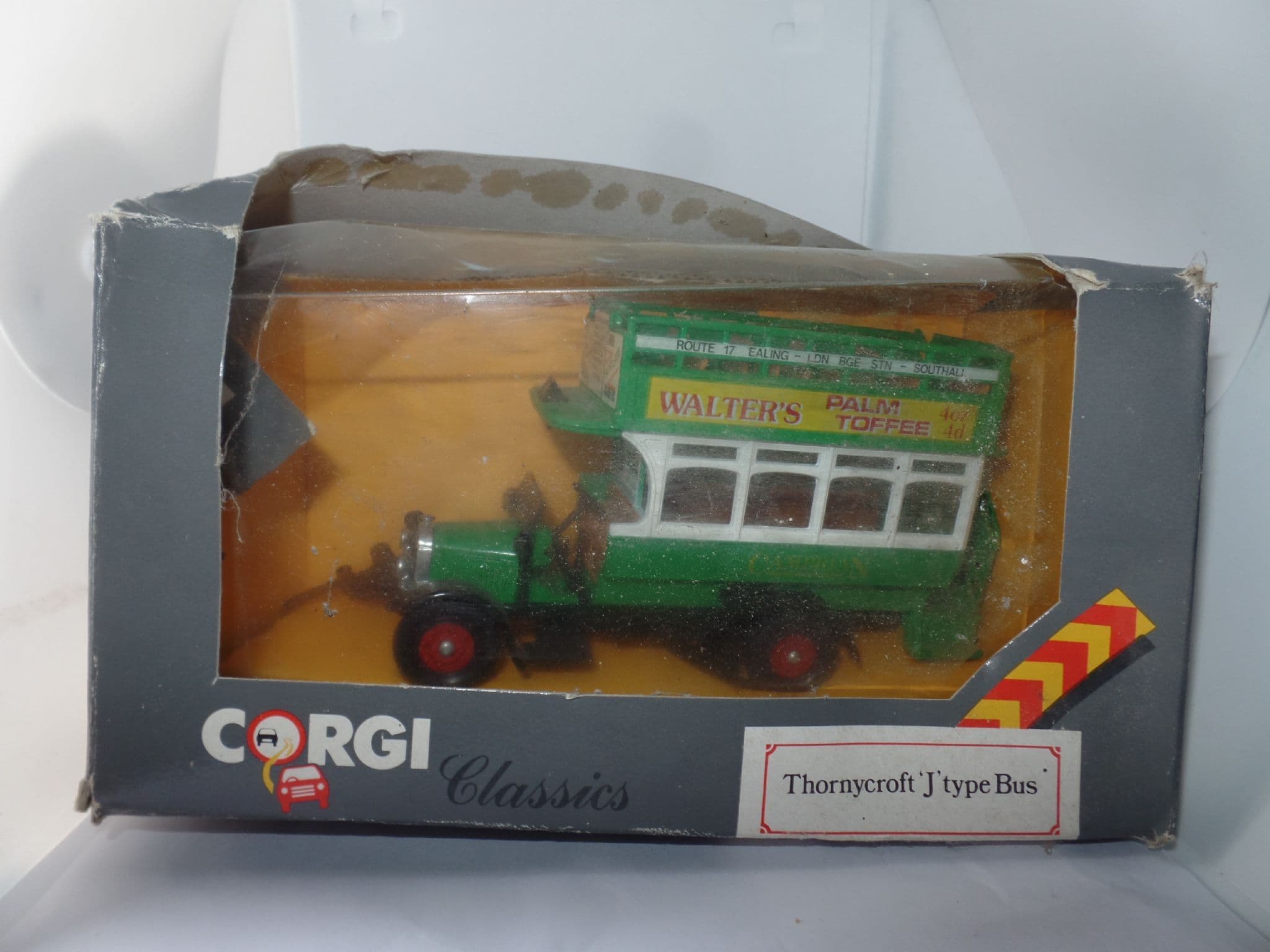 Corgi C858/7 1/50 Thornycroft Bus London Cambrian 17 London Bridge ...