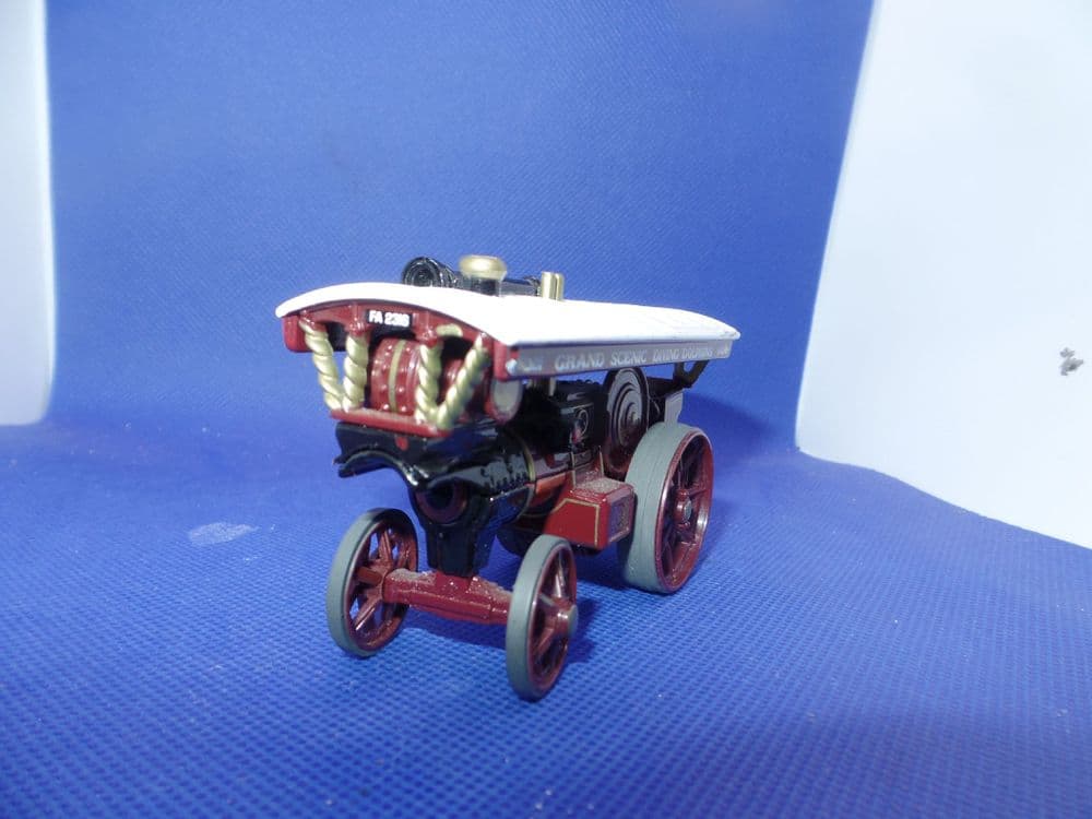 Corgi DG125018 1/76 OO Burrell Showmans Grand Scenic Diving Dolphins ...