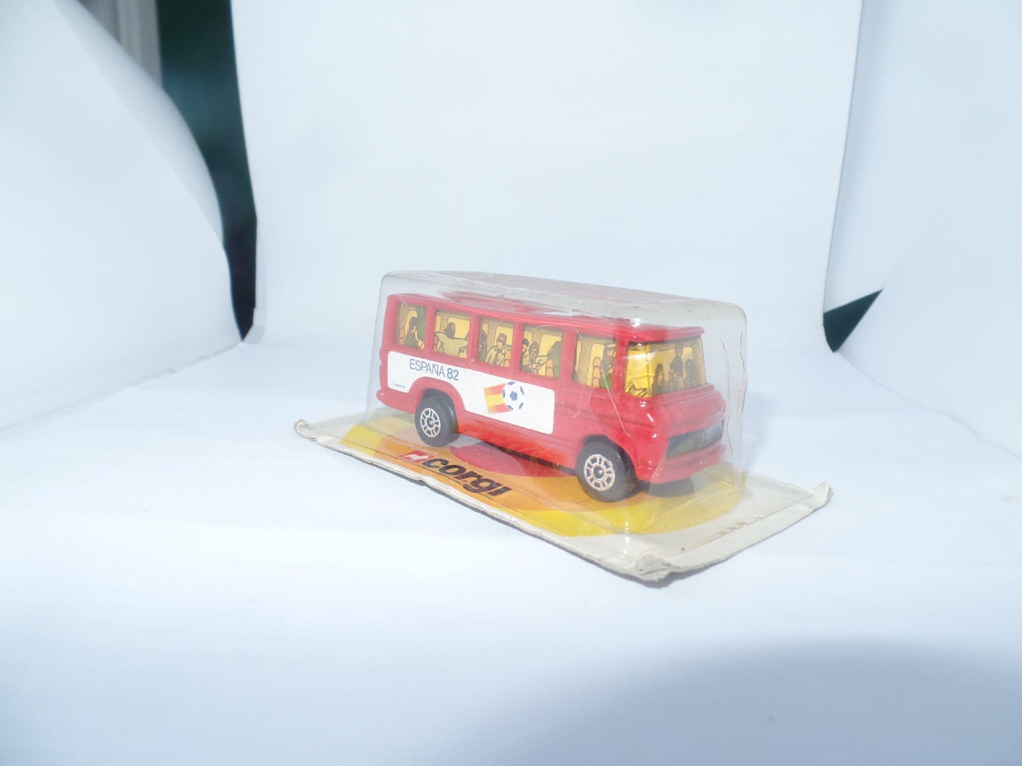 Corgi Juniors Mercedes Benz Bus Espana 82 World Cup Football Mint on ...