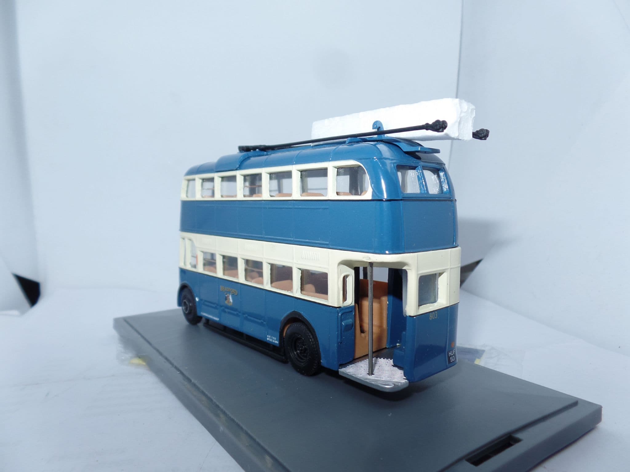 Corgi OOC 40105 Weymann Trolleybus Bradford Corporation Coronation Livery