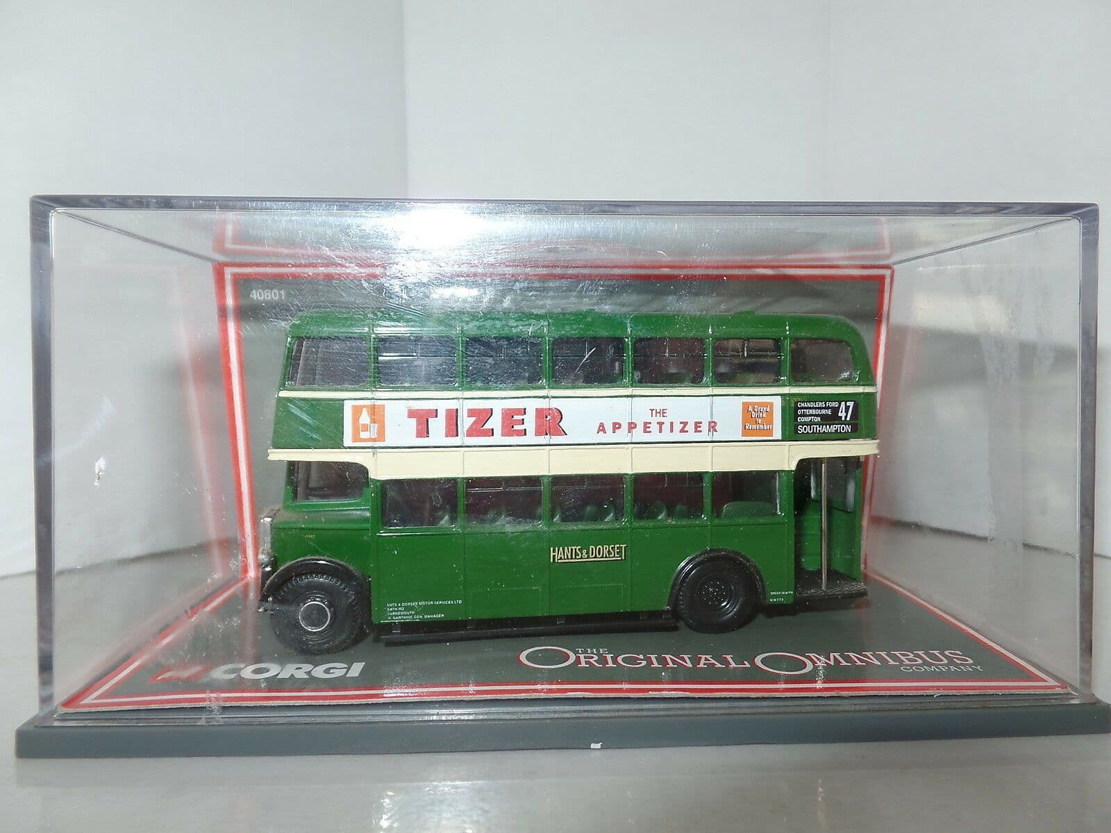 Corgi OOC 40801 Leyland PD1 Bus Hants & Dorset Southampton MIMB