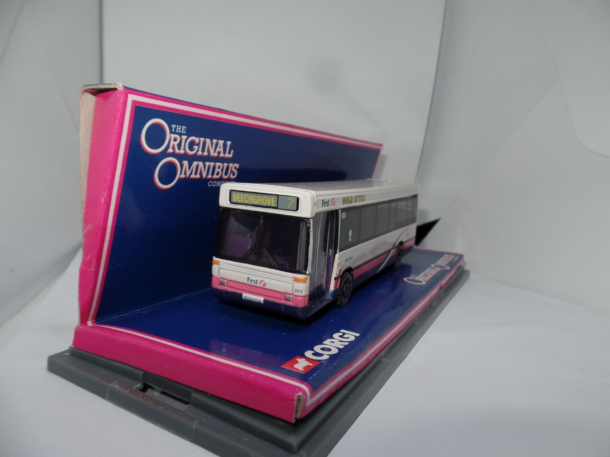 Corgi OOC 42813 Dennis Dart Bus First Aberdeen Barbie Livery MIMB