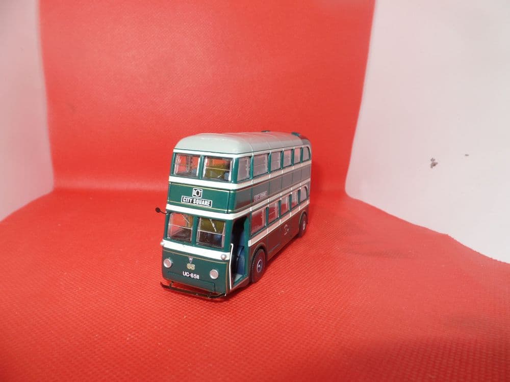 Corgi OOC OM45708 AEC Q Bus Leeds City Transport UB