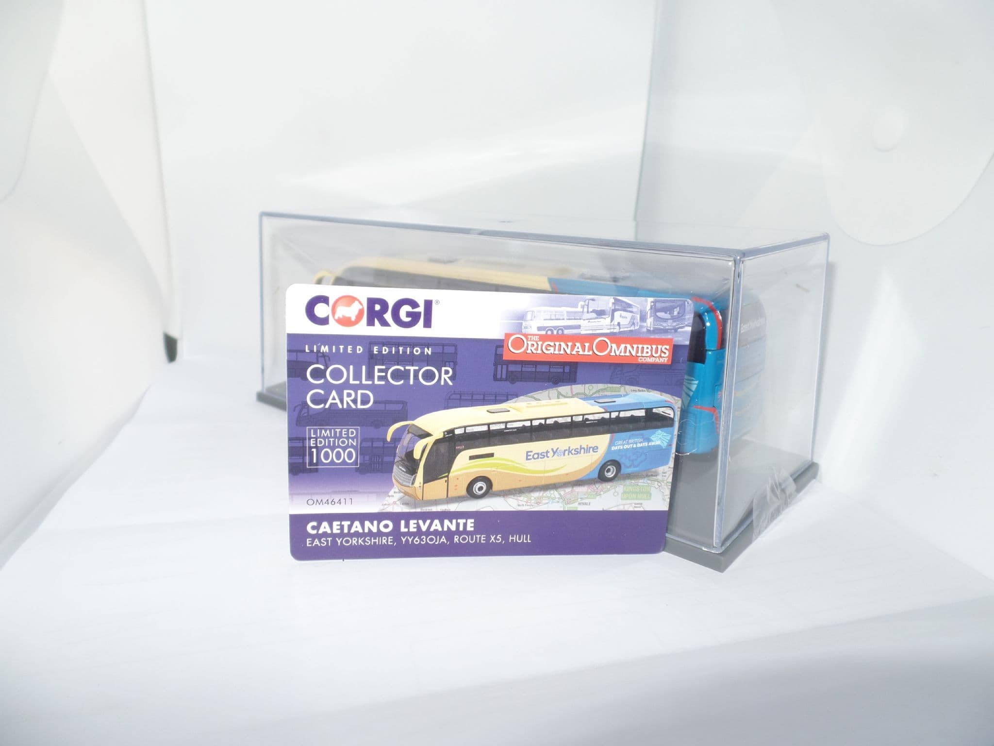 Corgi OOC OM46411 1/76 OO Scale Caetano Levante East Yorkshire Coaches ...