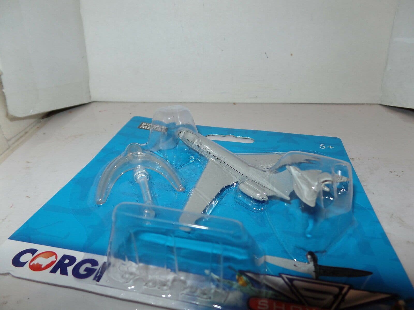 Corgi Showcase CS90626 Vickers VC10 RAF