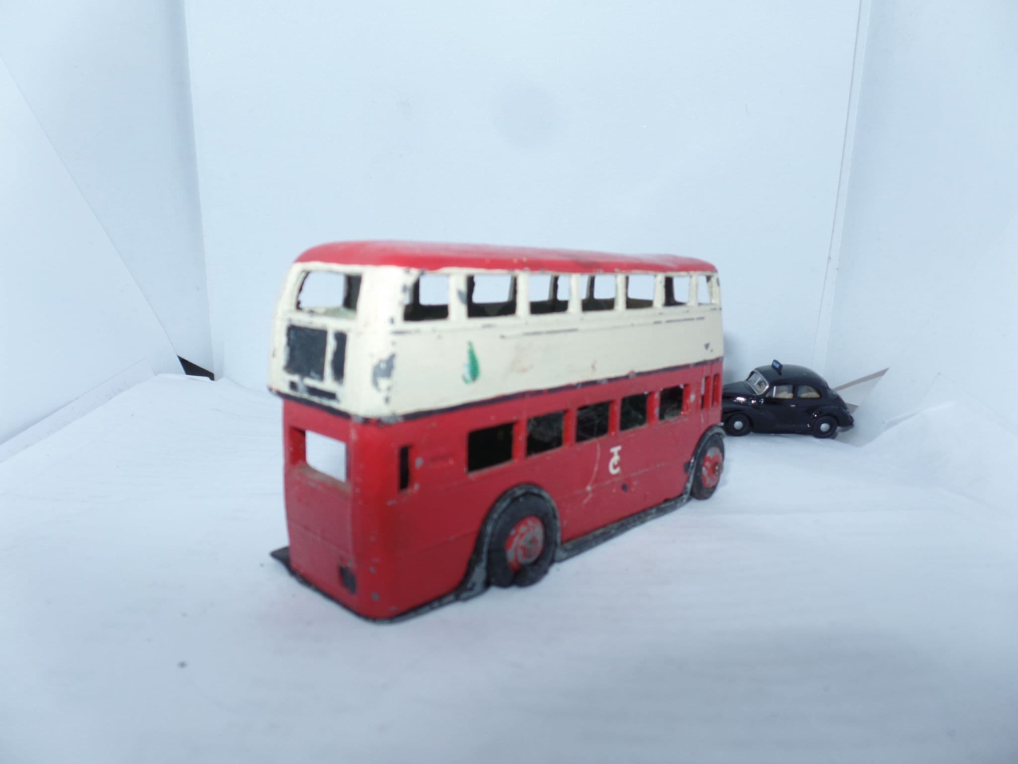 Dinky 29C 290 Bus Red & Cream Repaint Leyland Radiator with Roof Box MBF UB