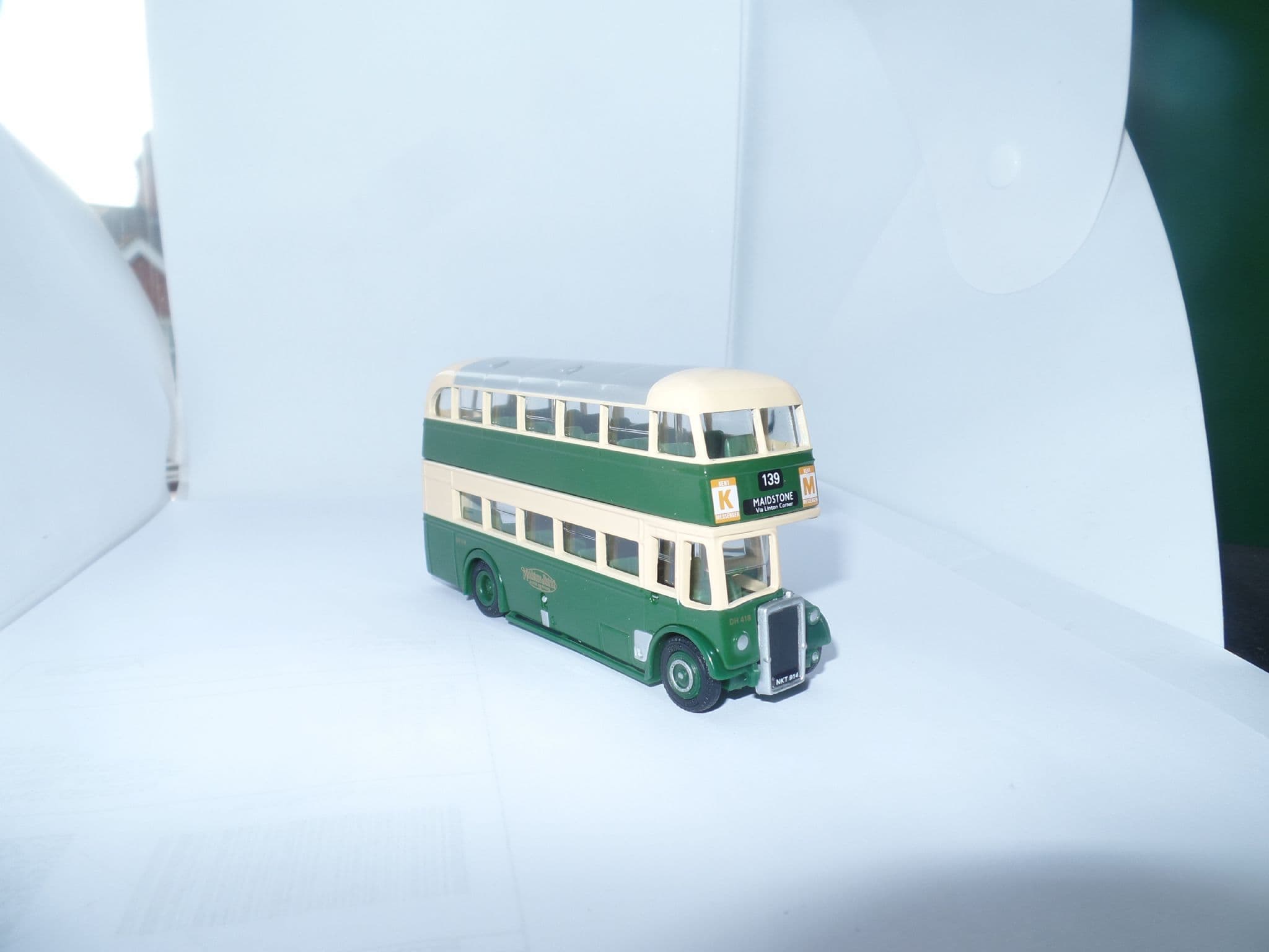 EFE 16120 Leyland Titan PD2 Highbridge Bus Maidstone & District 139 UB