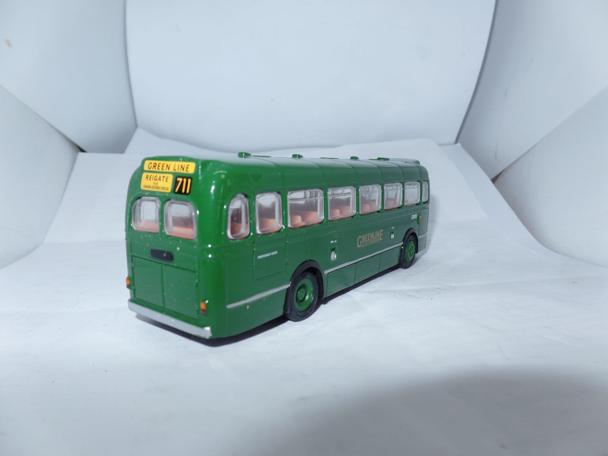 EFE 16309 Bristol LS Bus Coach London Transport Green Line 711 Reigate UB