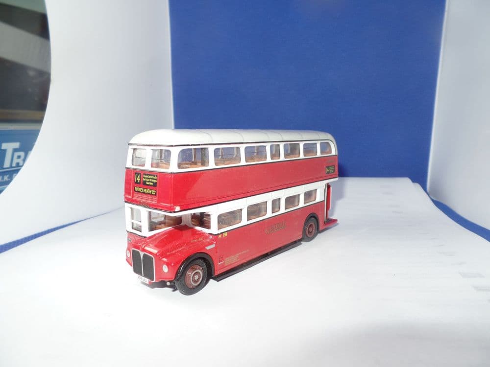 EFE 25520 AEC RML Bus London Transport General Ian Allan No1 Putney UB Chip