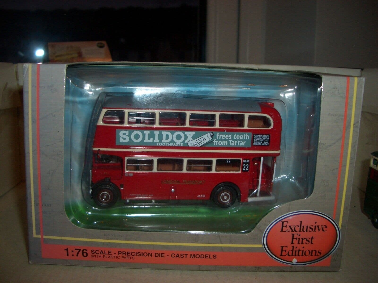 EFE 34001 AEC RT Roofbox 2 RT2 Bus London Transport Route 22 Homerton MIMB