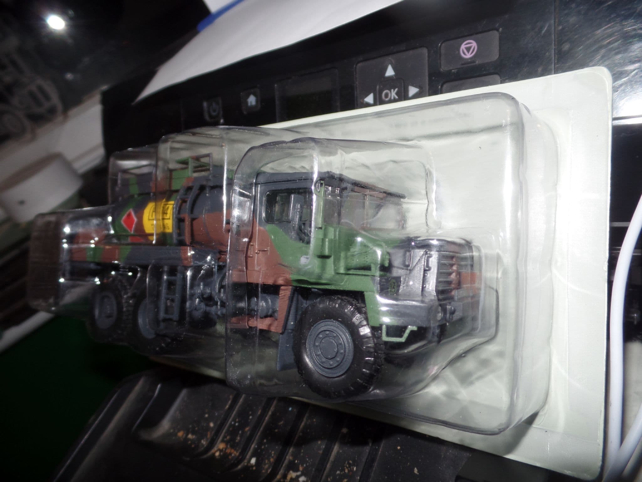 IXO Hachette NJ90 1/43 Scale Berliet GBC 8 KT Military Fuel Tanker France