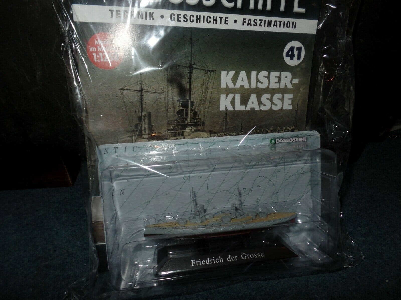 KZ43 Atlas DeAgostini 1/1250 Scale German Koln class Frigate 1961