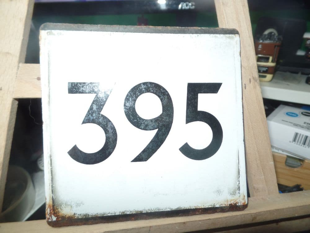 London Transport Country Bus E Plate 395 Hertford Ware