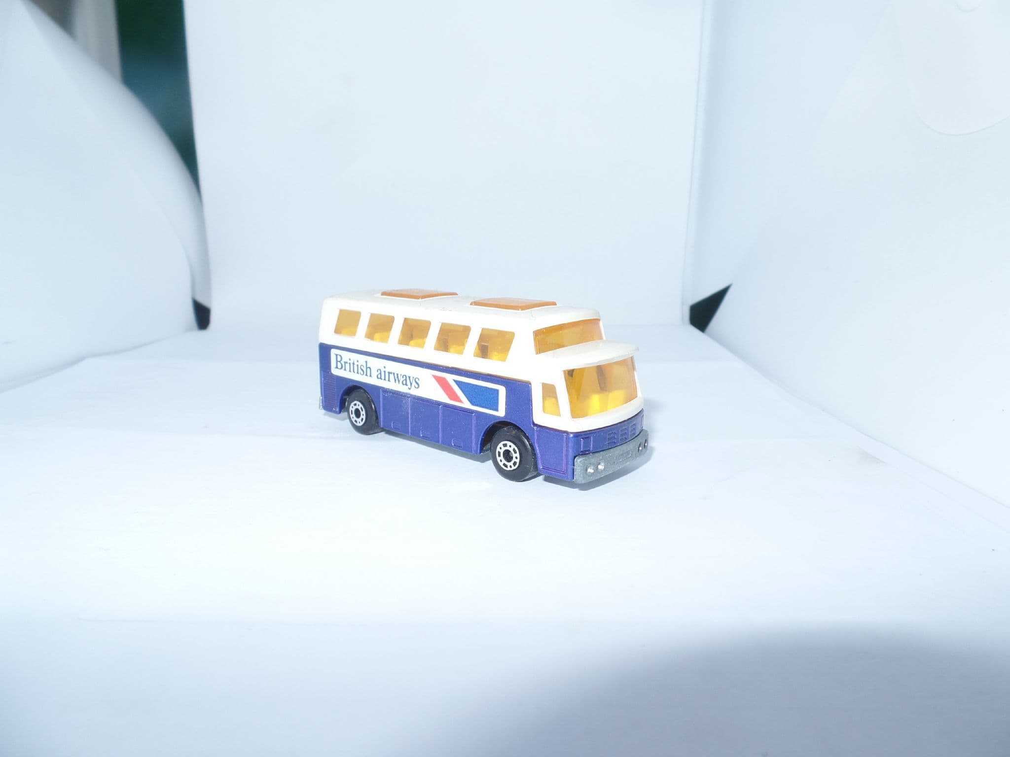 Matchbox 65 Airport Bus Coach British Airways Airline UB