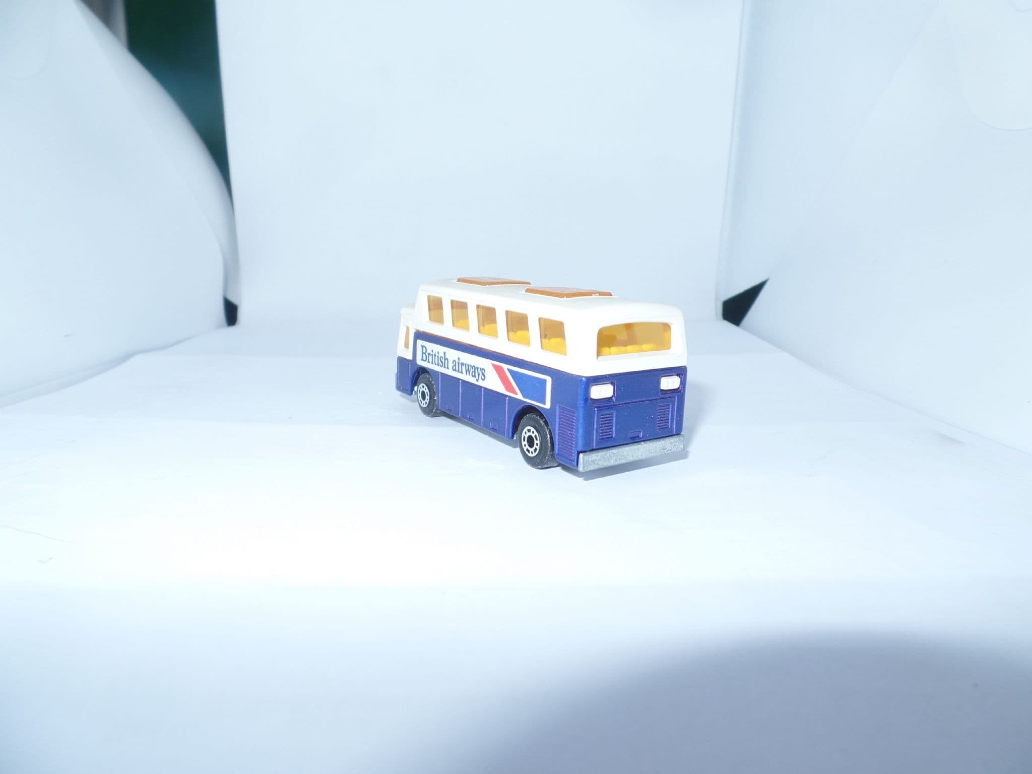 Matchbox 65 Airport Bus Coach British Airways Airline UB