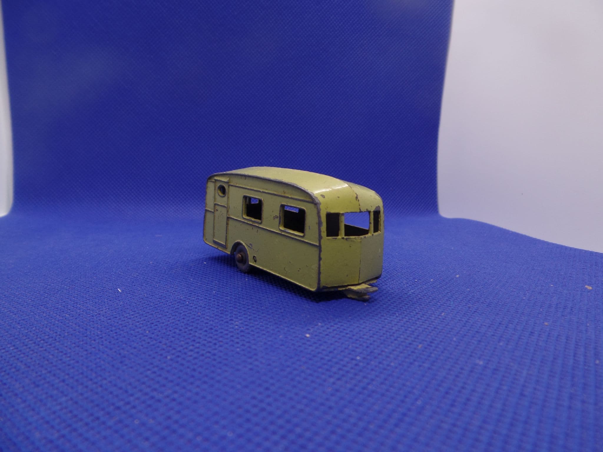 Matchbox Lesney England No 23 Berkeley Caravan Yellow Chipped UB