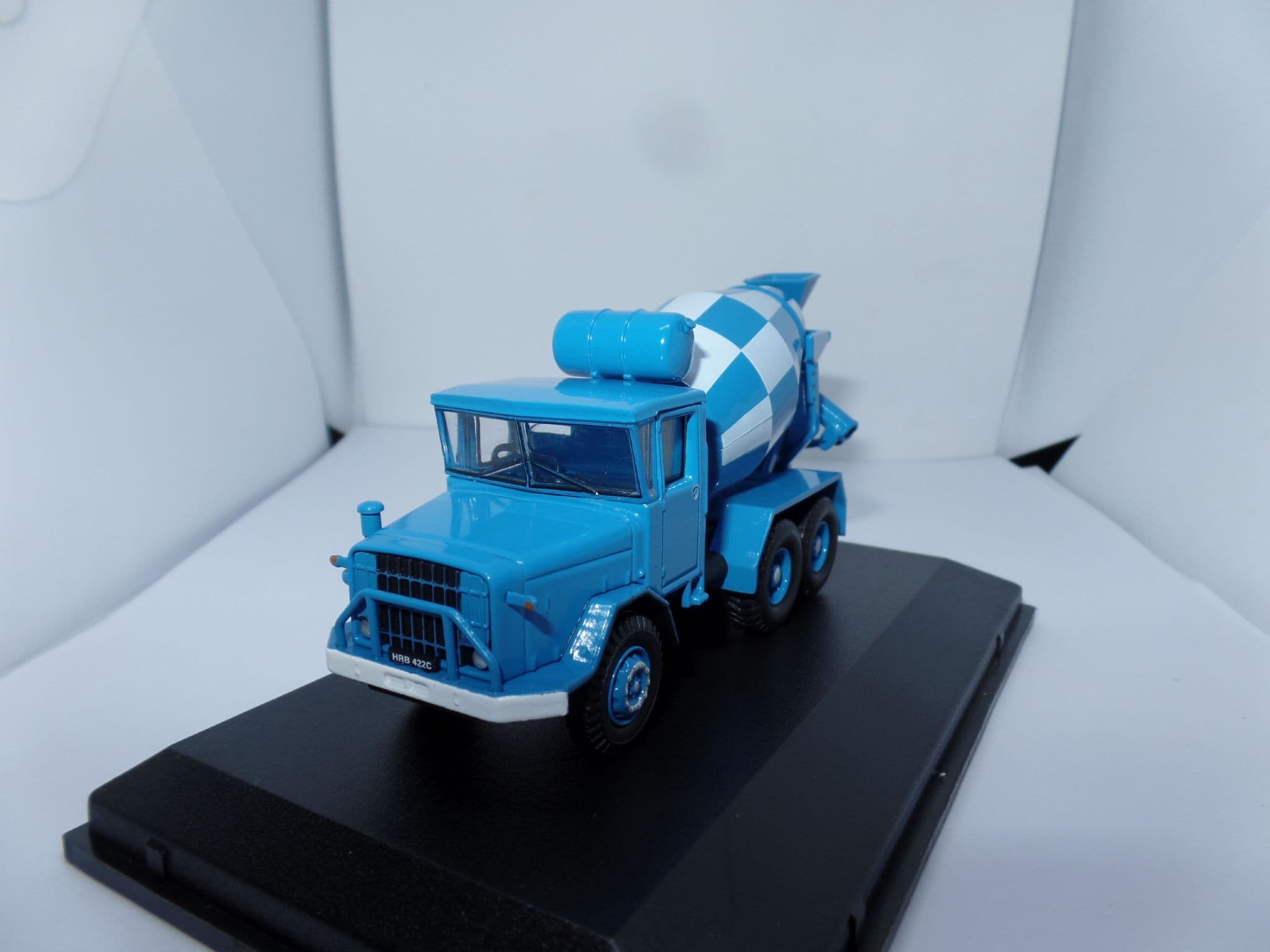 Oxford 76ACM001 ACM001 1/76 OO Scale AEC 690 Concrete Cement Mixer Blue ...