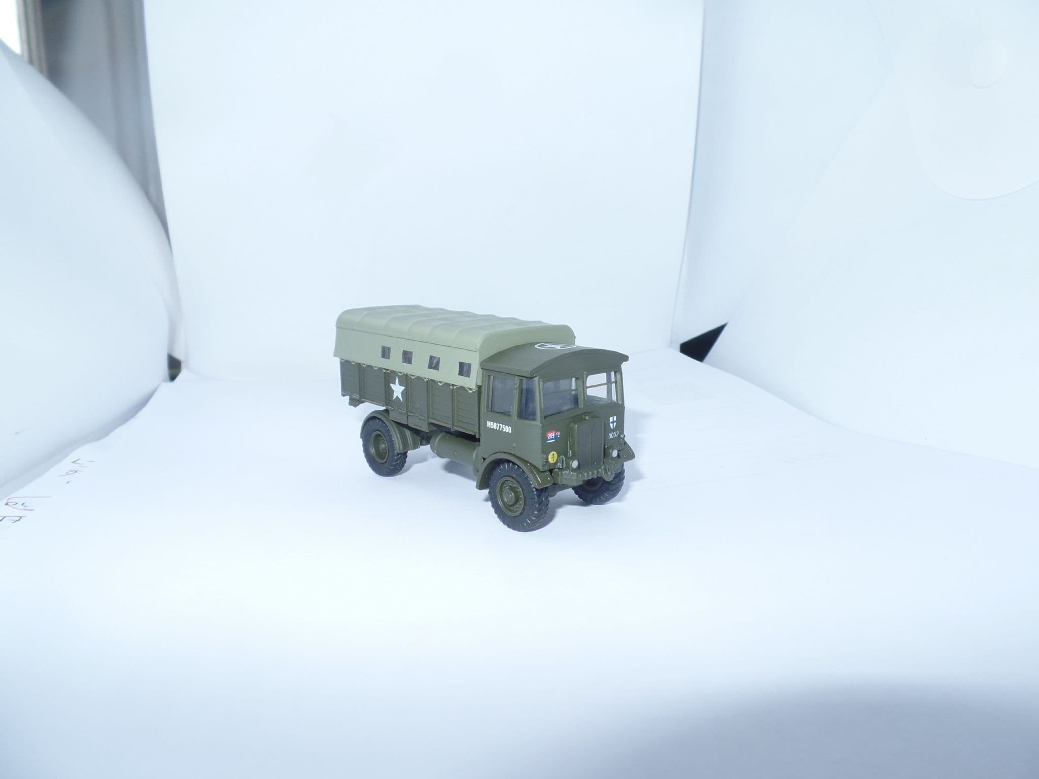 Oxford 76AEC008 AEC008 1/76 OO AEC Matador Micky Mouse Army Artillery ...