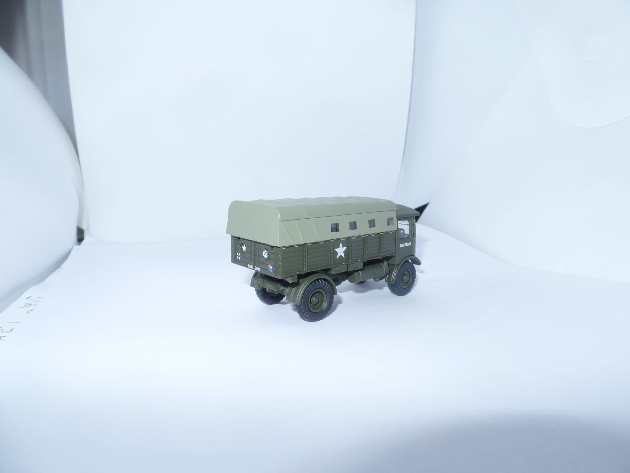 Oxford 76AEC008 AEC008 1/76 OO AEC Matador Micky Mouse Army Artillery ...