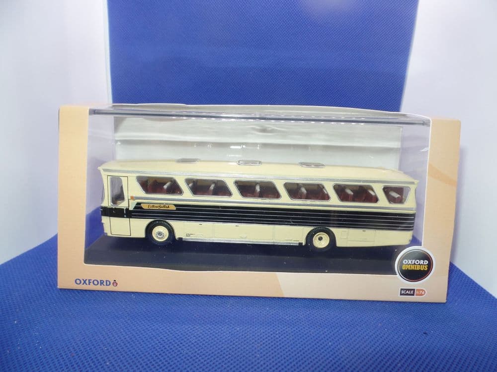Oxford 76AMT003 AMT003 1/76 OO Scale Leyland Alexander M Type Coach ...