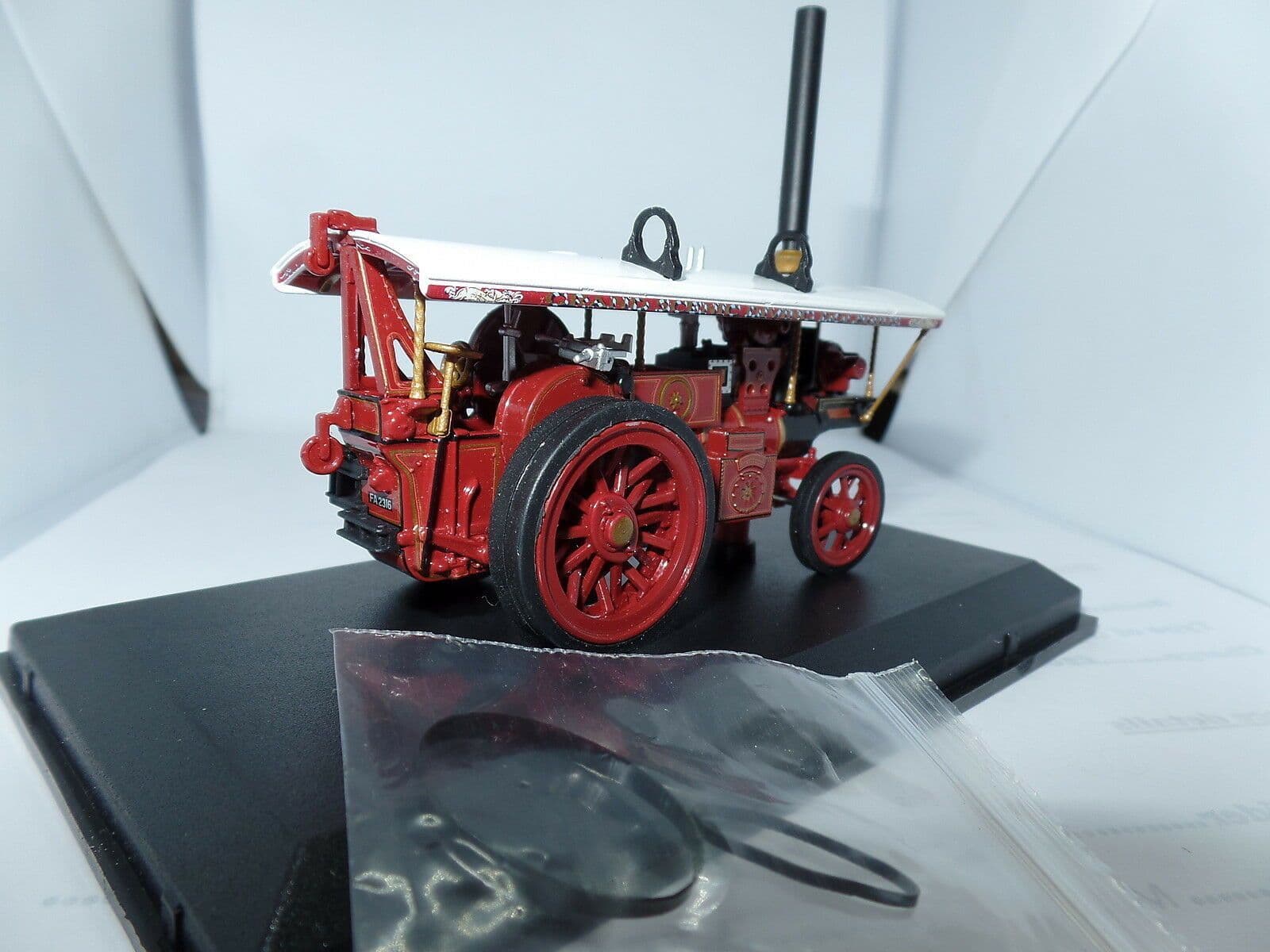 Oxford 76BUR006 BUR006 1/76 OO Burrell Scenic Showmans Loco No 4030 Dolphin