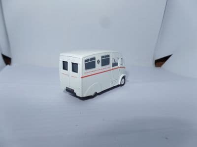 Commer Bedford Citroen Daimler Caravan - Page 2