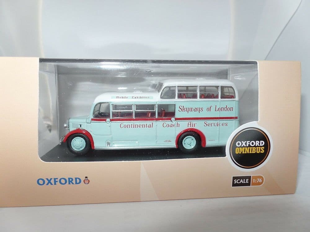 Oxford 76COM007 COM007 1/76 OO Commer Commando Coach Bus Skyways of London