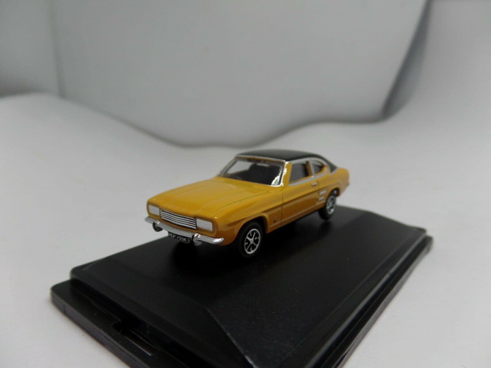 Oxford 76CP001 CP001 1/76 OO Scale Ford Capri Mk I 1 Maize Yellow Black ...