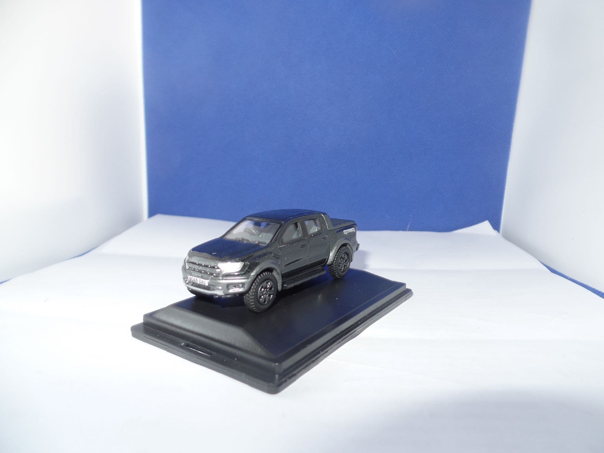 Oxford 76FR001 FR001 1/76 OO Scale Ford Ranger Raptor Agate Black Metallic