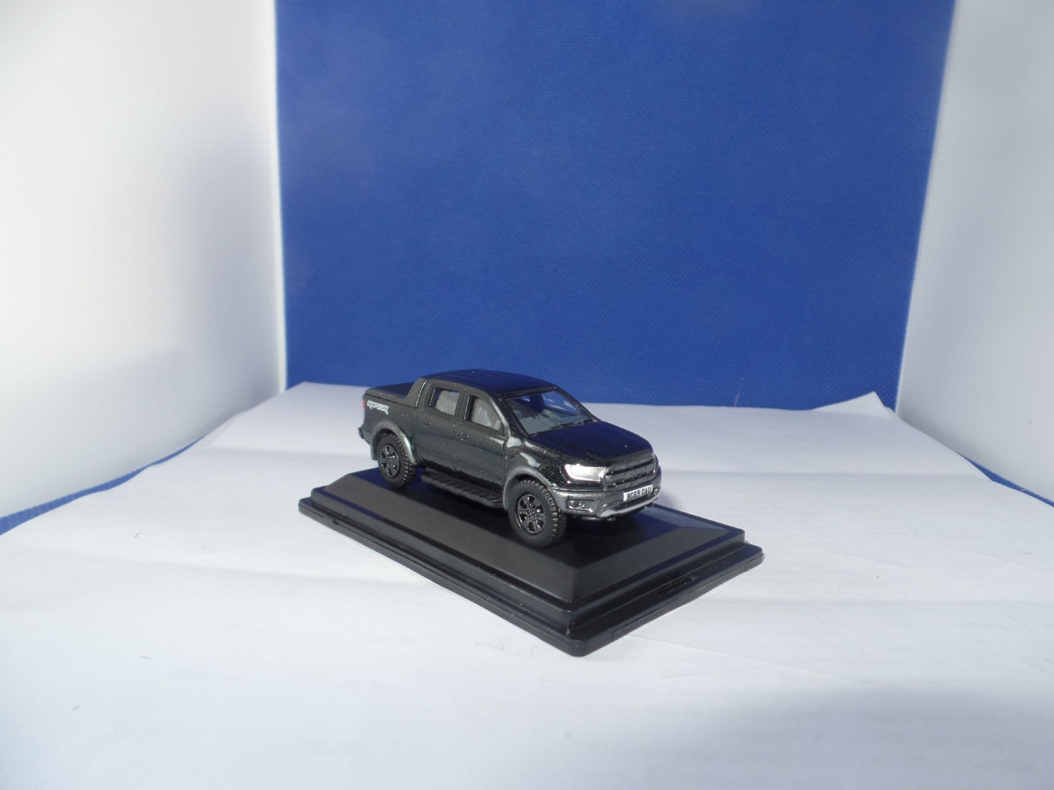 Oxford 76FR001 FR001 1/76 OO Scale Ford Ranger Raptor Agate Black Metallic