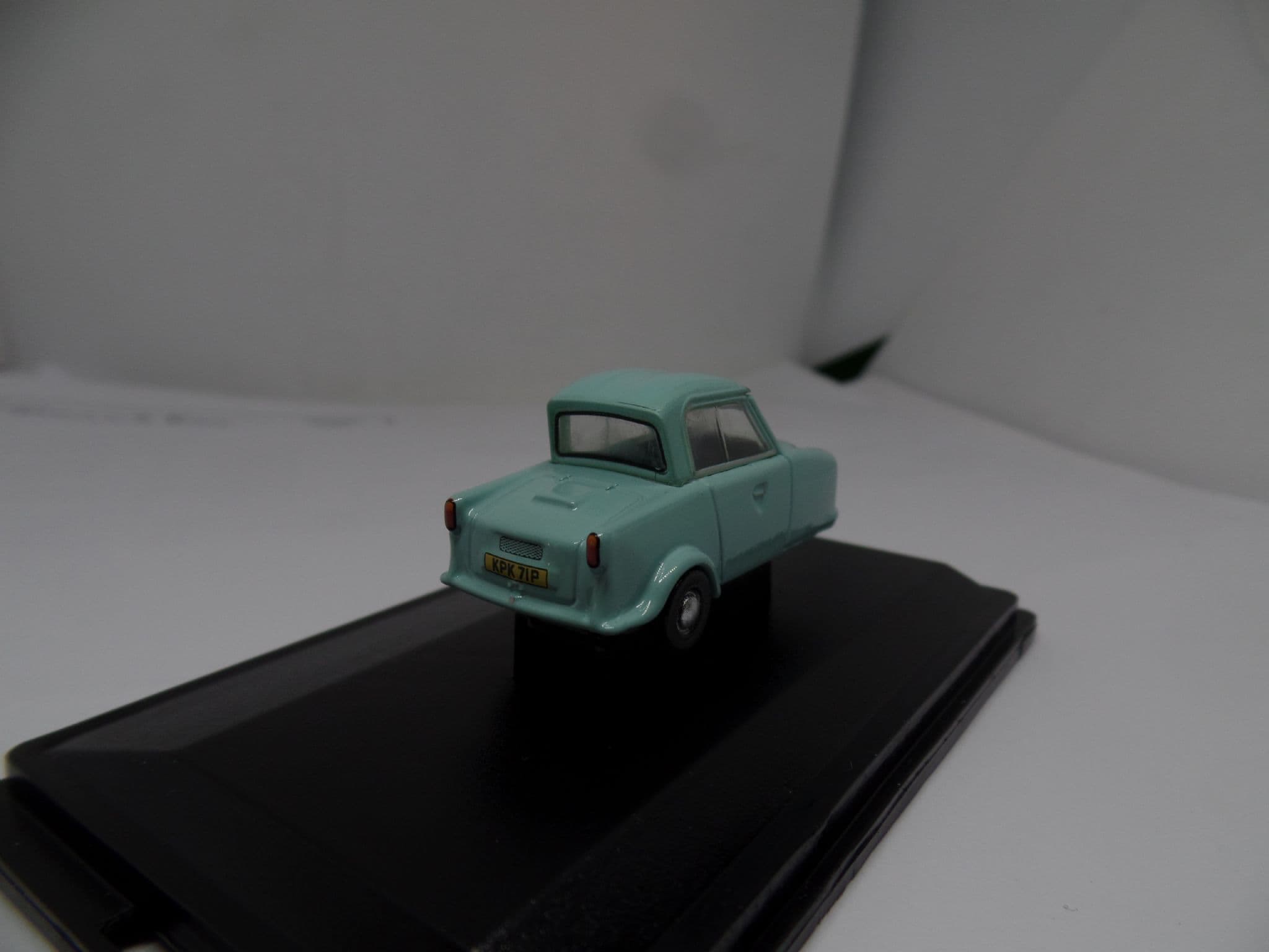 Oxford 76INV002 INV002 1/76 OO Scale AC Invacar Pale Blue Hubnut You Tube