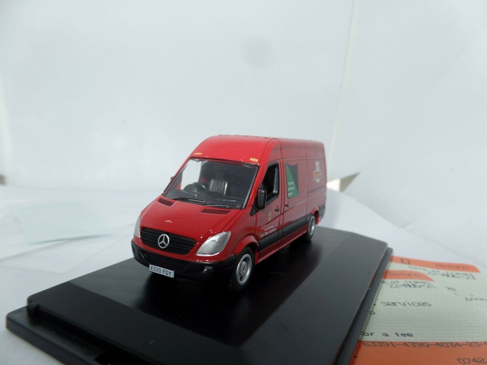 Oxford 76MSV003 MSV003 1/76 OO Scale Mercedes Sprinter Van Royal Mail Red