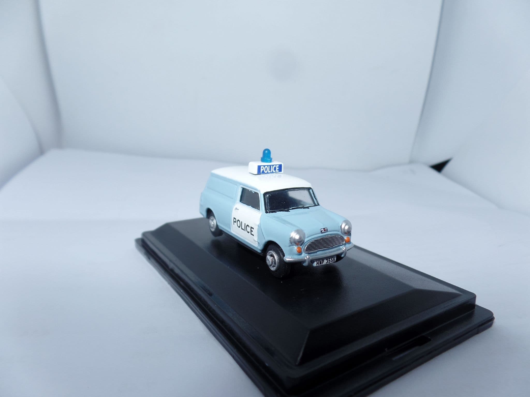 Oxford 76MV034 MV034 1/76 OO Scale Mini Van Minivan West Mercia Police ...