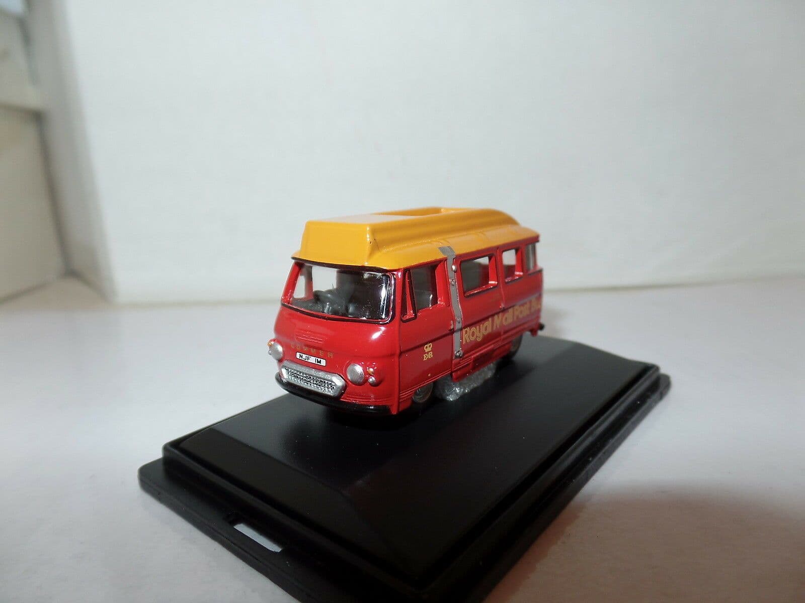 Oxford 76PB001 PB001 1/76 OO Commer PB Van Royal Mail Postbus Post ...