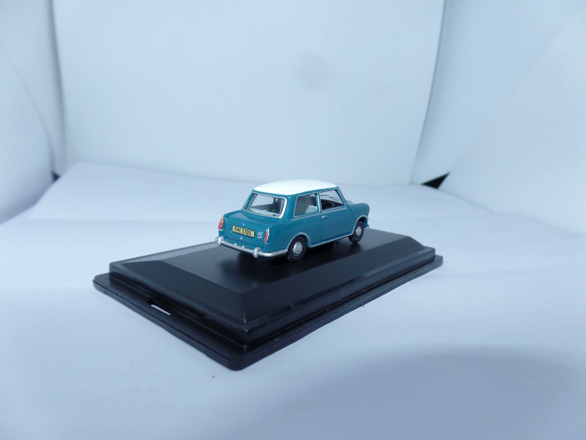Oxford 76RE002 RE002 1/76 OO Scale Riley Elf MkIII Persian Blue ...