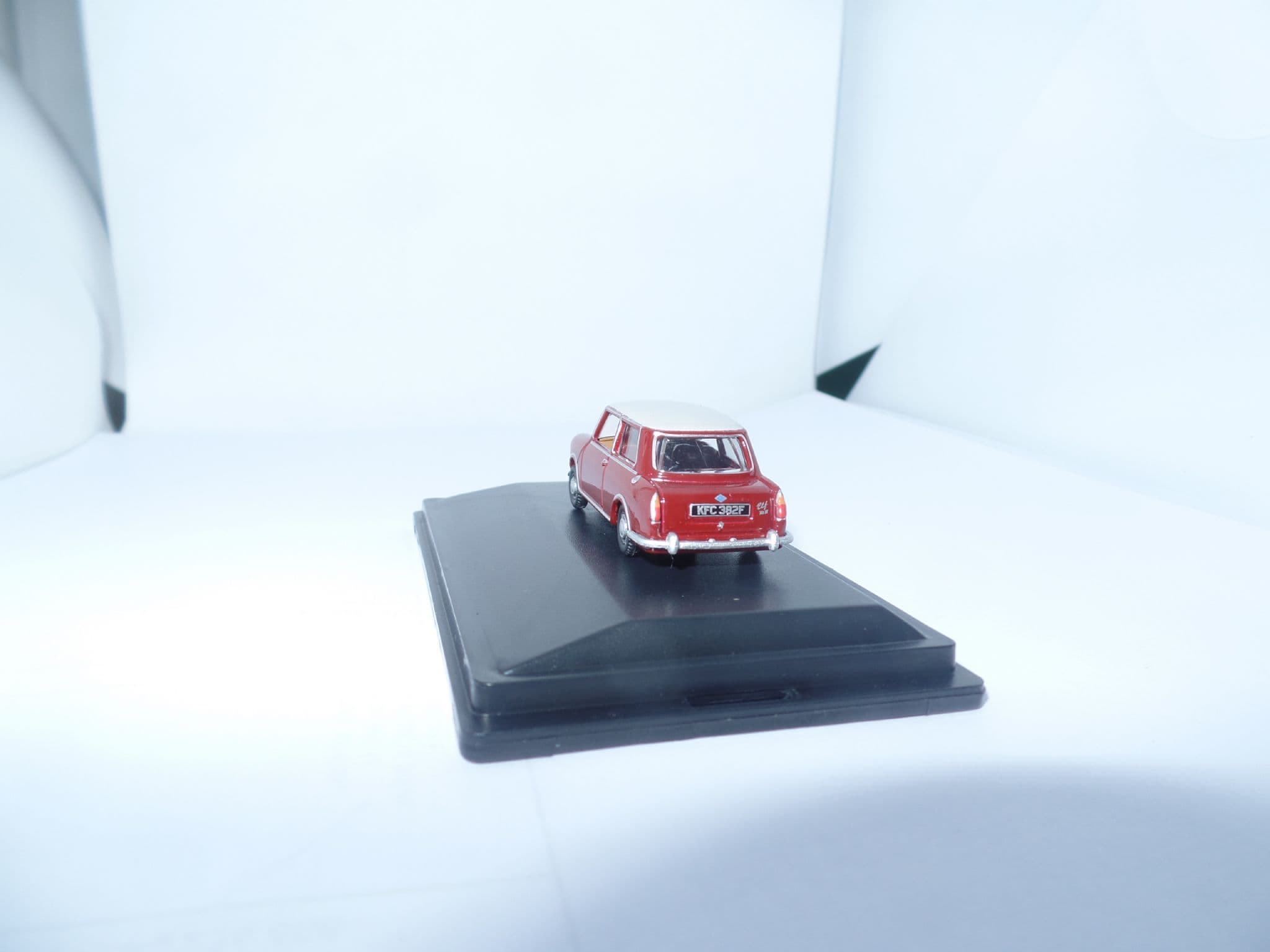 Oxford 76RE004 RE004 1/76 OO Scale Riley Elf MkIII Damask Red ...